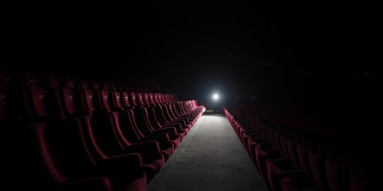 THE DARK ROOMS VEINS 2026: Geheime Kinoausstellung